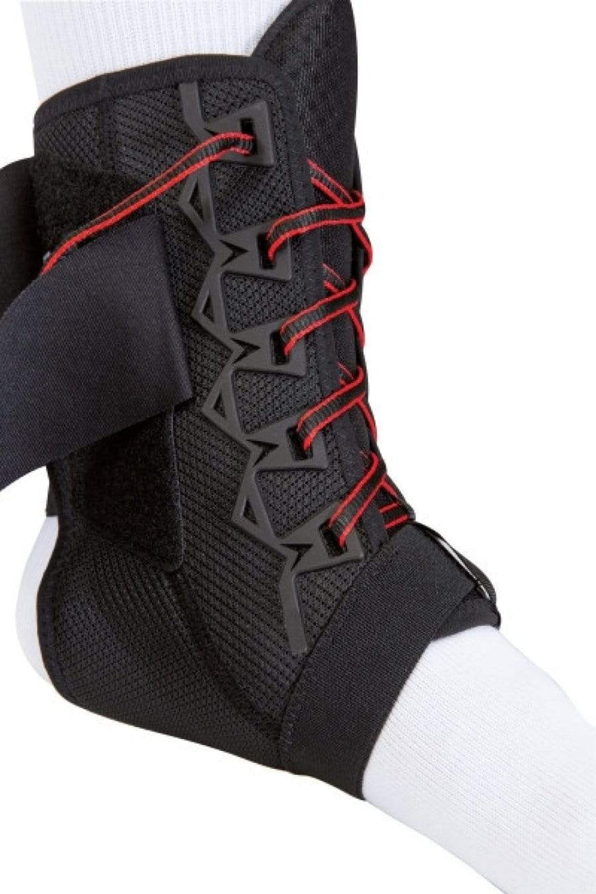 THE ONE ANKLE BRACE MUELLER PREMIUM LACE UP WITH FIGURE 8 STRAPPING ...